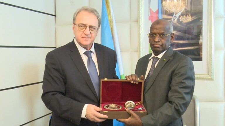 Le Premier Ministre Mr Abdoulkader Kamil Mohamed a reçu en fin de ...